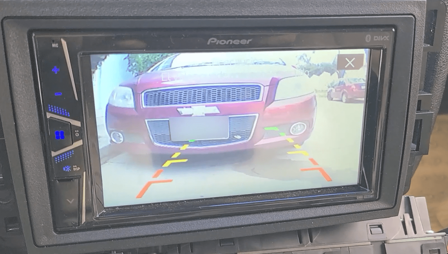 Como conectar una cámara de reversa - Hunter BassHead